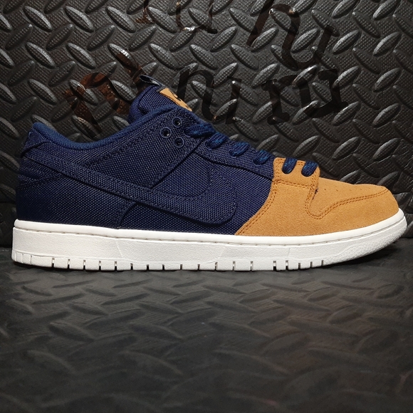 Nike | Shoes | Nike Sb Dunk Low Pro Prm 9s Backpack Dx6775400 Size 05 ...